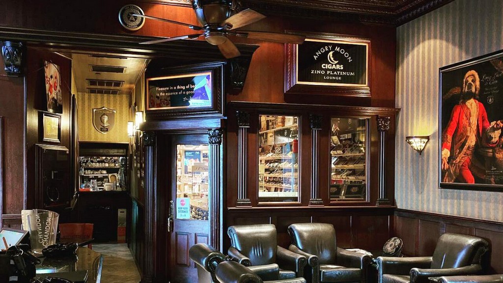 Florida’s Best Cigar Lounges - Flavored Times