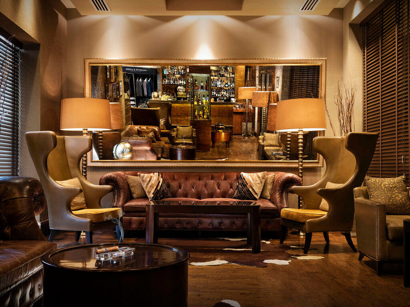 Cigars Beneath the Palm Trees: Dubai’s Finest Cigar Lounges - Flavored ...
